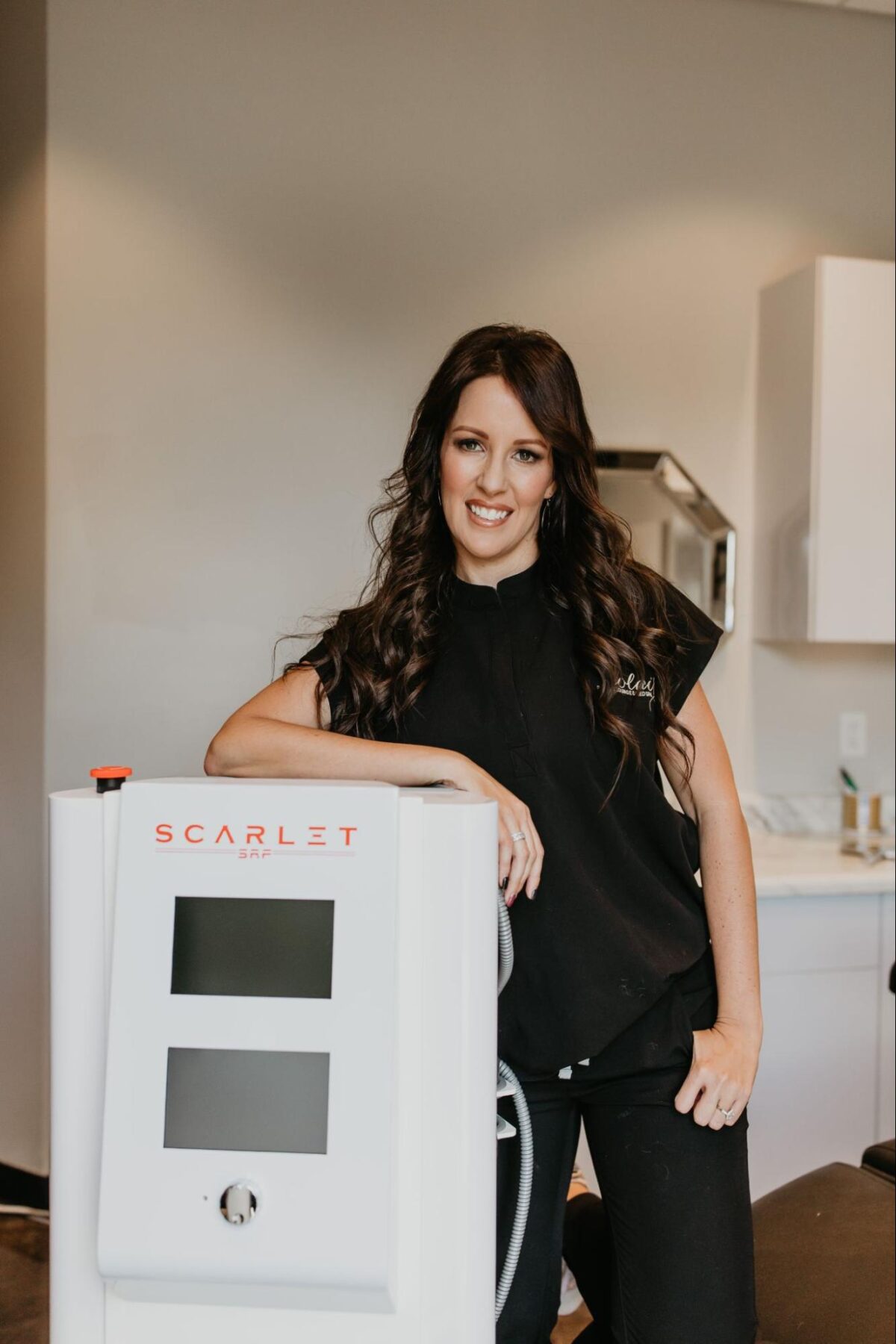 Scarlet RF Microneedling vs. Traditional Microneedling - Colair